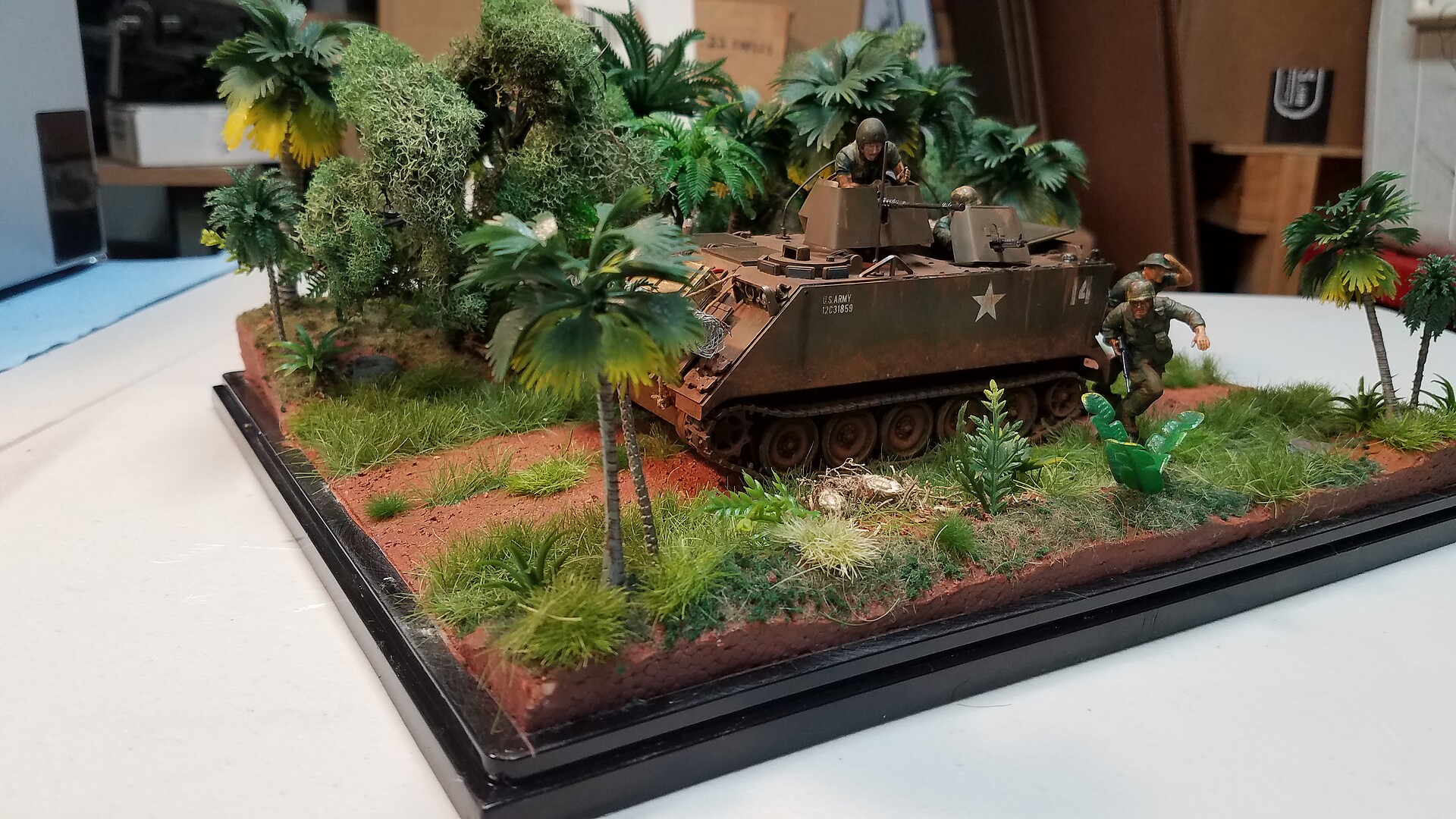 US M113 ACAV Support Vehicle -- Plastic Model Military Vehicle Kit -- 1 ...