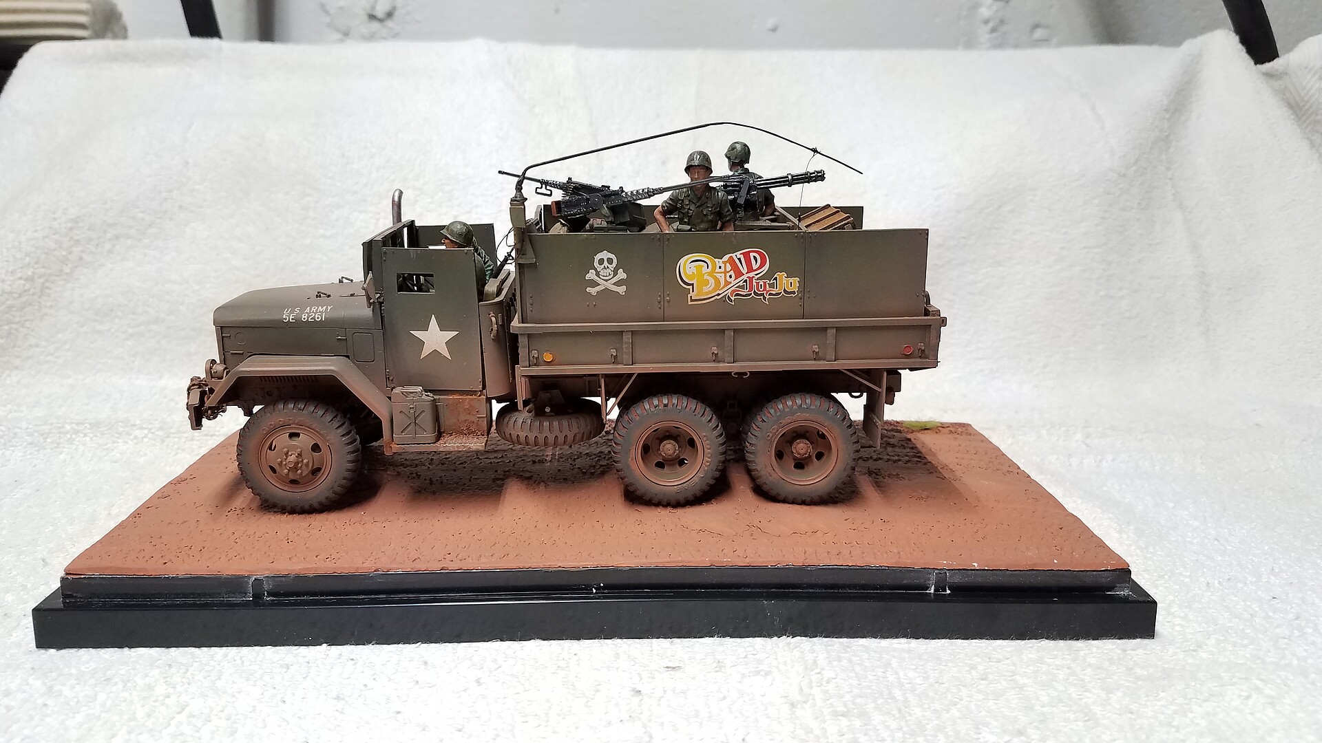 M35A2 2.5-Ton Cargo Truck Pictures