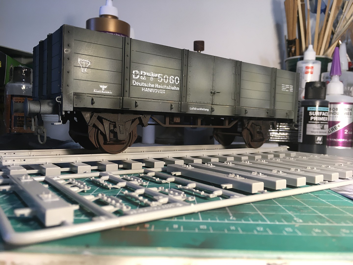 WWII German Army Gondola Railcar (High Sides) -- Plastic Model Kit -- 1 ...