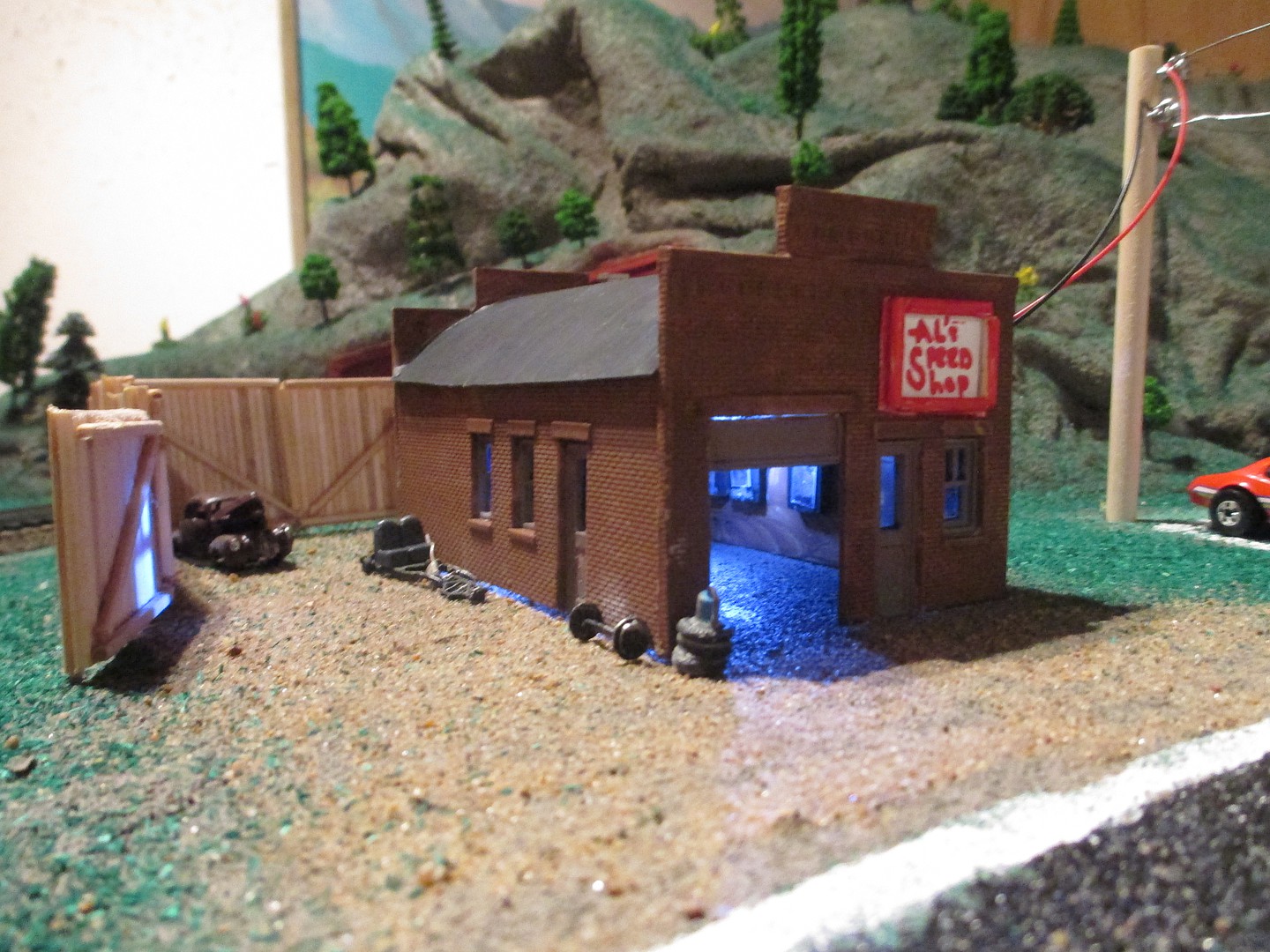 Gallery Pictures Design-Preservation Schultz's Garage Kit HO Scale ...