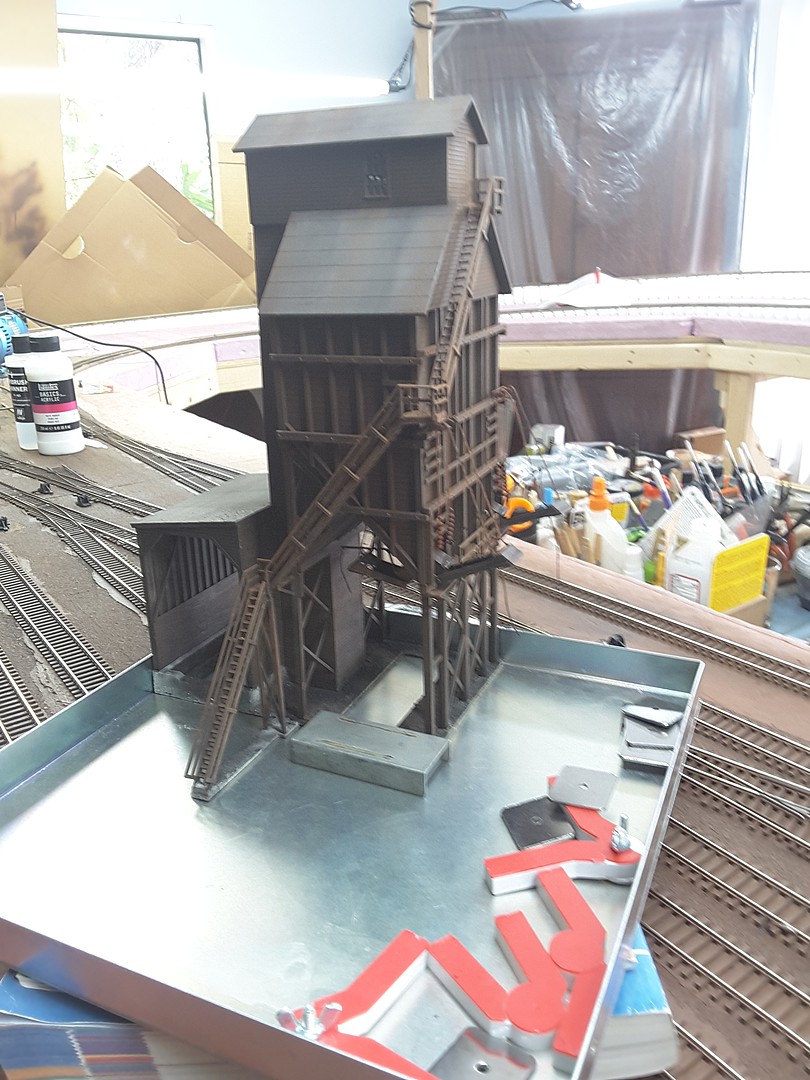 Gallery Pictures Walthers Wood Coaling Tower - Kit - 7-1/2 x 6-1/2 x 10 ...