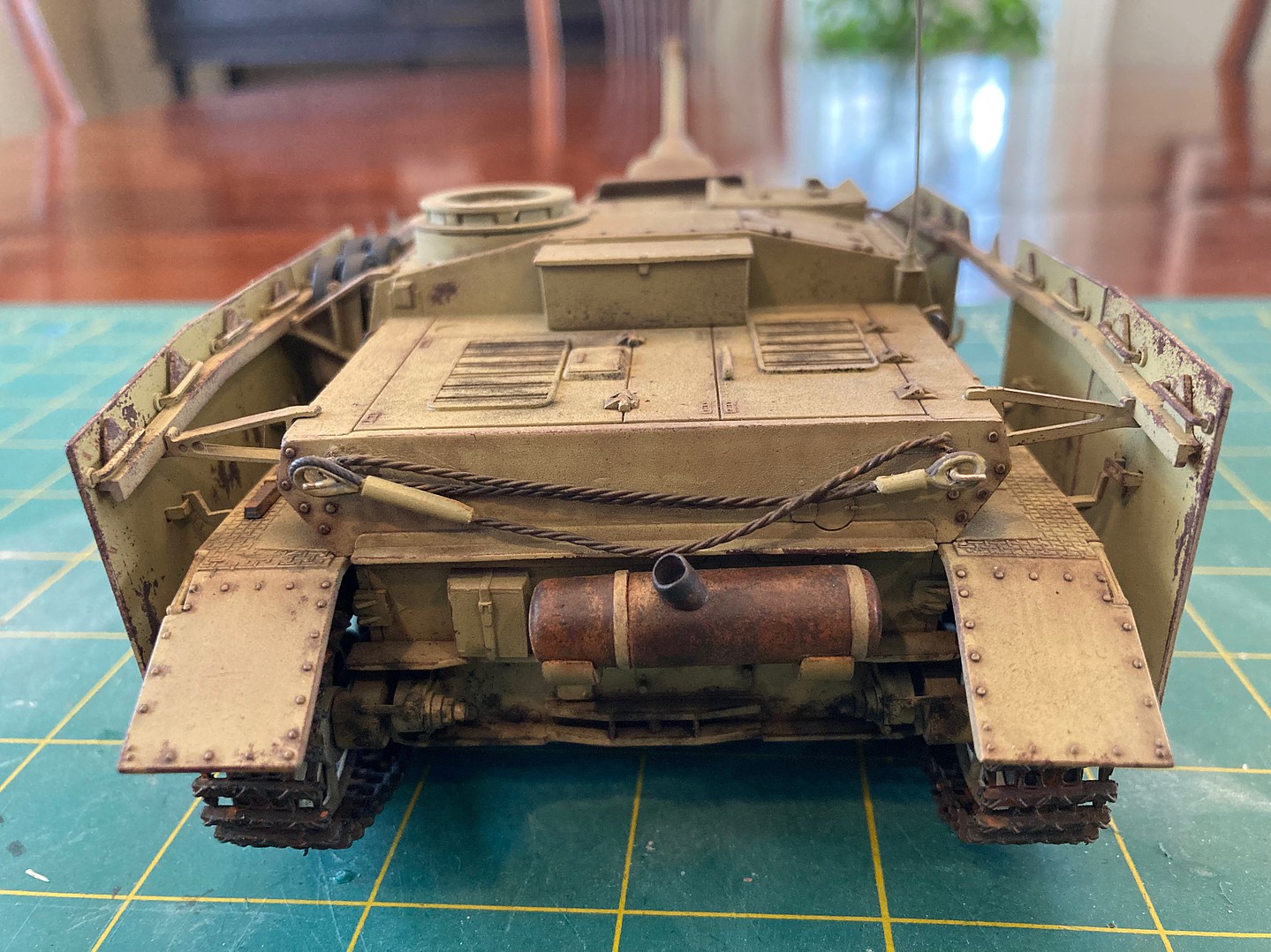 German StuG IV SdKfz 167 Early Version Tank -- Plastic Model Tank Kit ...