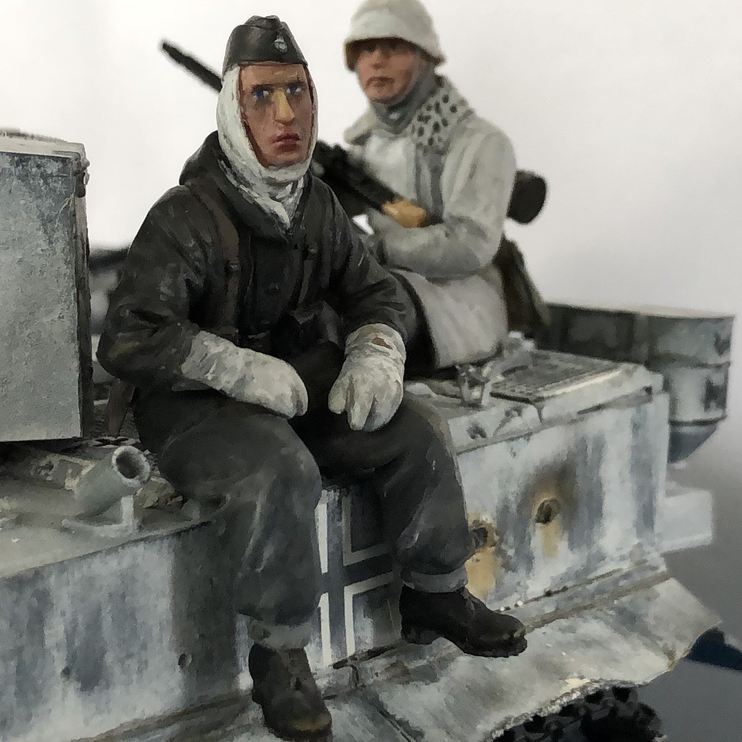 German Tiger I Mid Production Tank -- Plastic Model Military Vehicle ...
