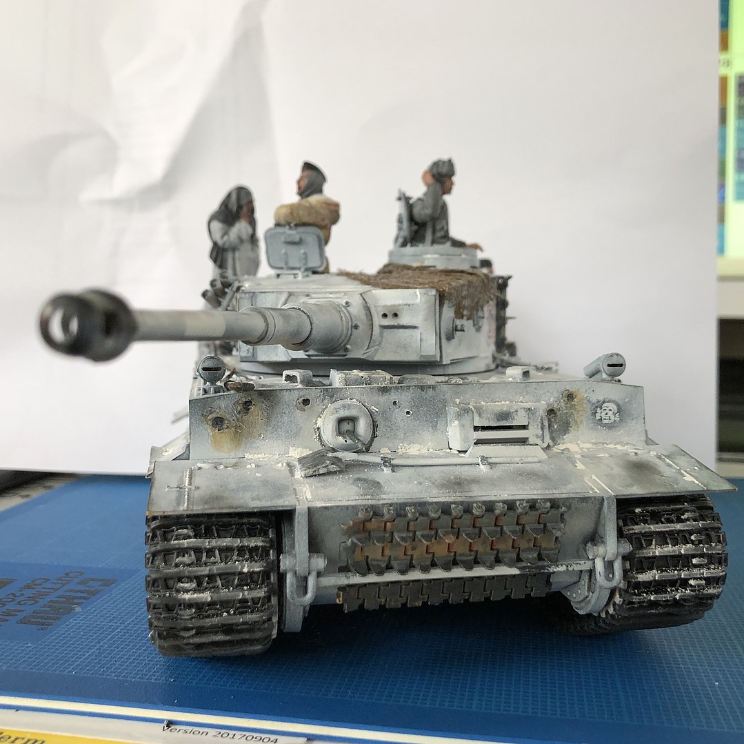 German Tiger I Mid Production Tank -- Plastic Model Military Vehicle ...
