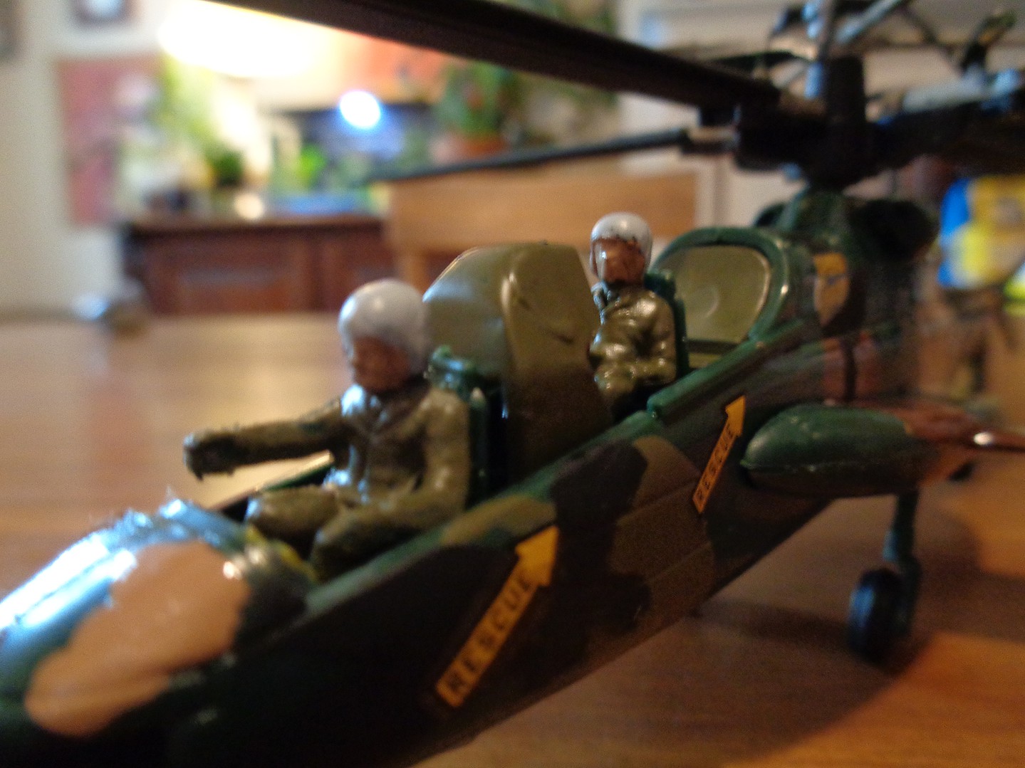 AH-56A Cheyenne Helicopter -- Plastic Model Helicopter -- 1/72 Scale ...