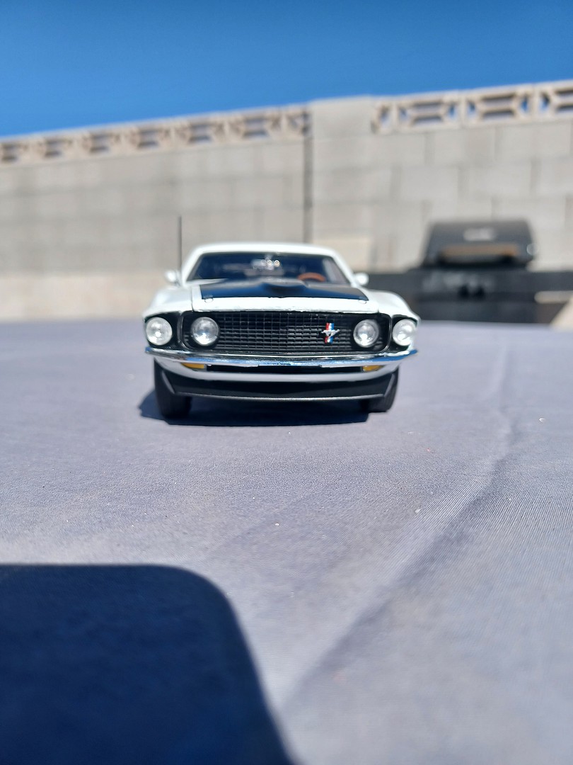 1969 Boss 32 Mustang -- Plastic Model Car Kit -- 1/25 Scale -- #854313 ...
