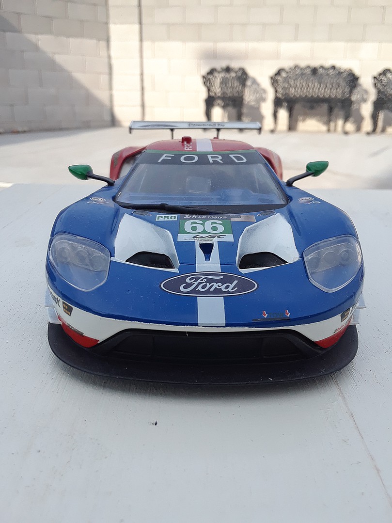 Gallery Pictures Revell-Monogram Ford GT LeMans 2017 Race Car Plastic ...