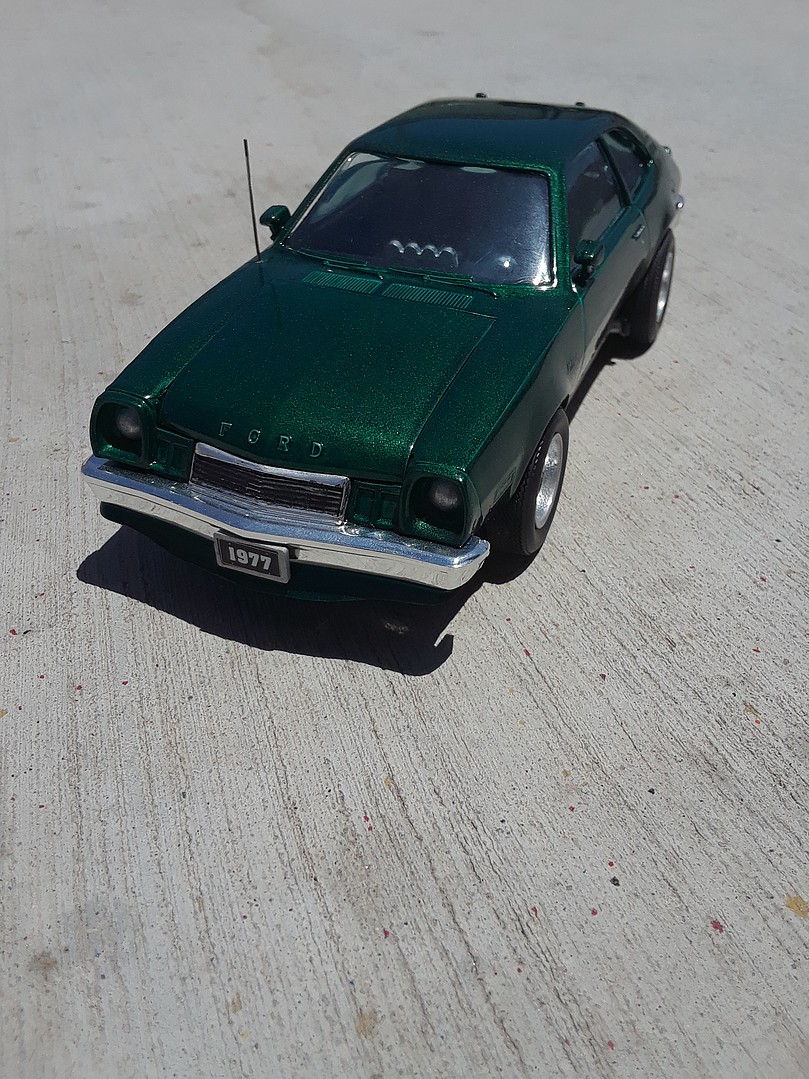 Popper 1977 Ford Pinto w/Coca-Cola Machine -- Plastic Model Car Vehicle ...