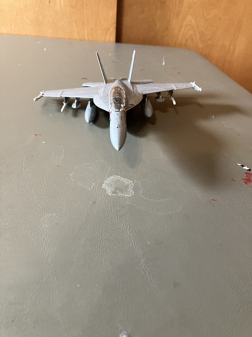 F/A-18F Super Hornet -- Plastic Model Airplane Kit -- 1/72 Scale ...