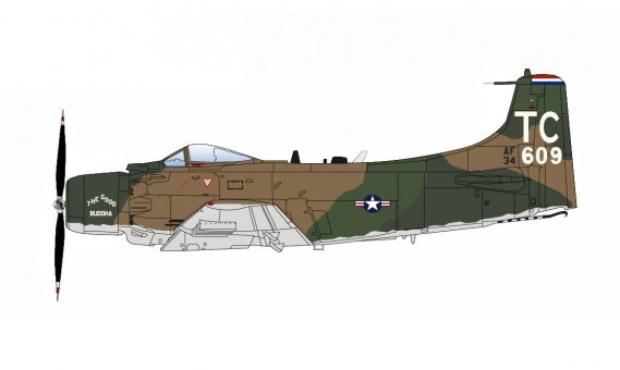 A-1H AD6 Skyraider Aircraft -- Plastic Model Airplane Kit -- 1/32 Scale ...