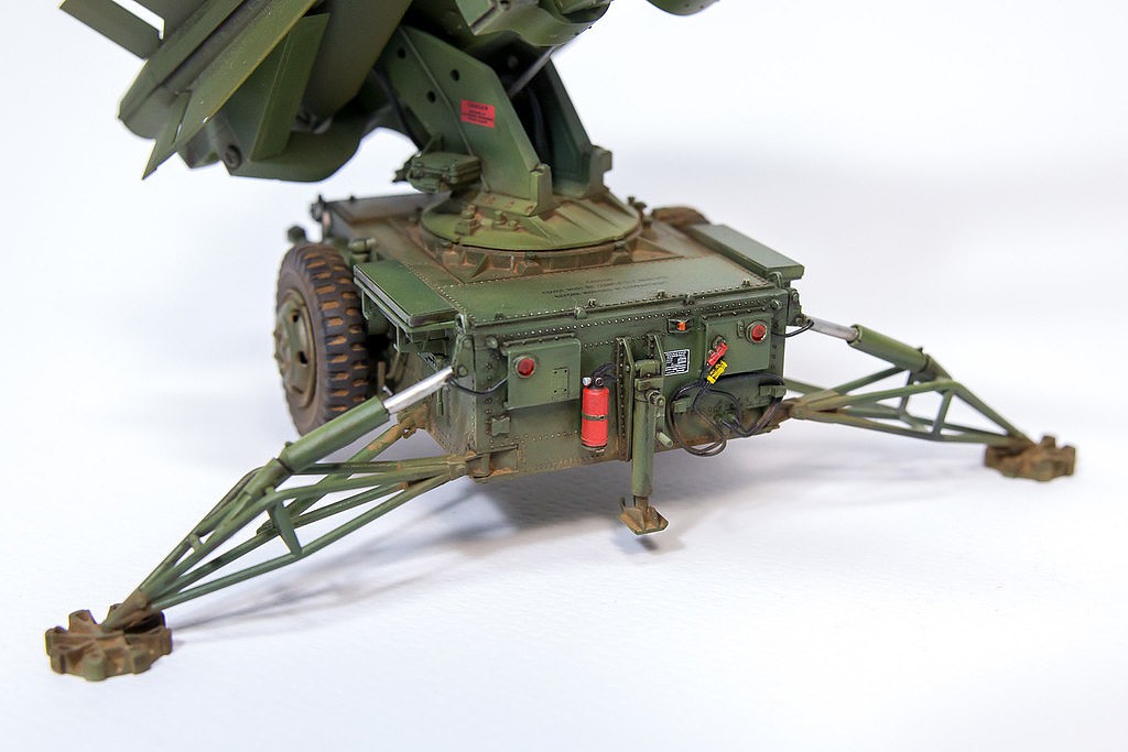 US MIM23 Hawk Surface-to-Air Missile -- Plastic Model Weapon Kit -- 1/ ...