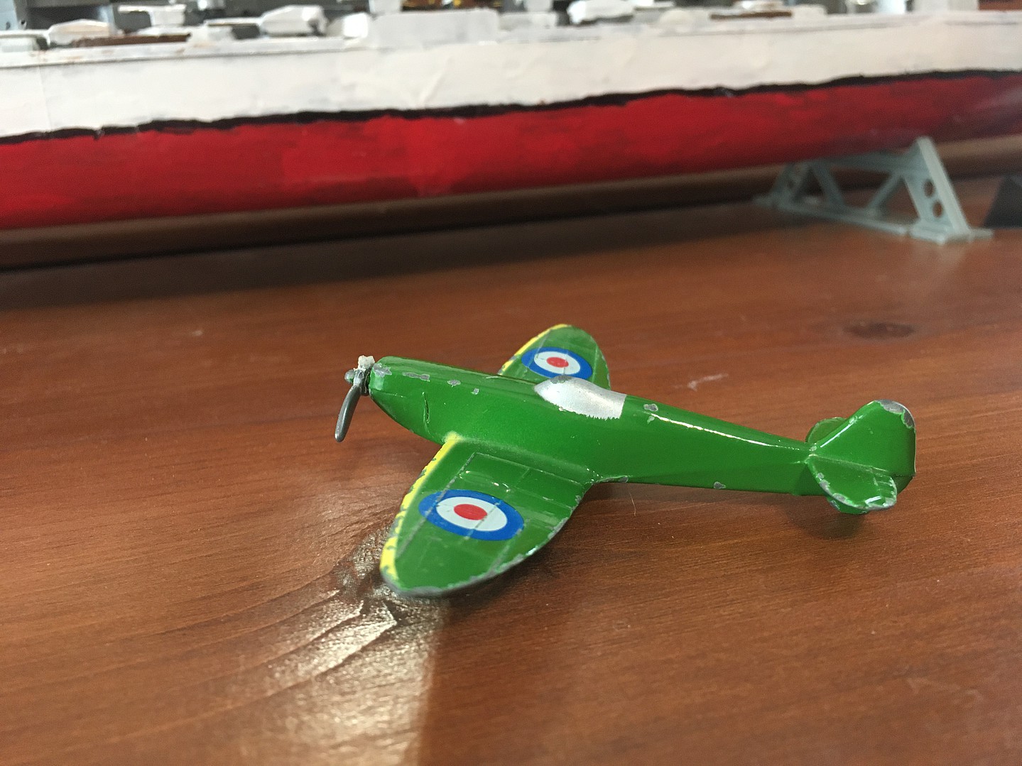 Spitfire (Green Camo) WWII RAF Plane pictures by beaubowden6 ( Troy Ohio )