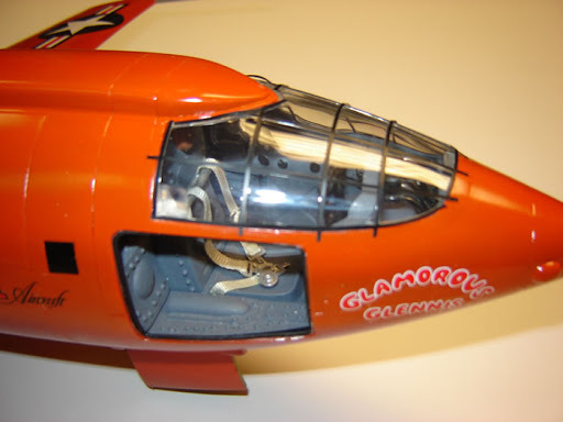 Bell X1 Aircraft -- Plastic Model Airplane Kit -- 1/18 Scale -- #8802 ...