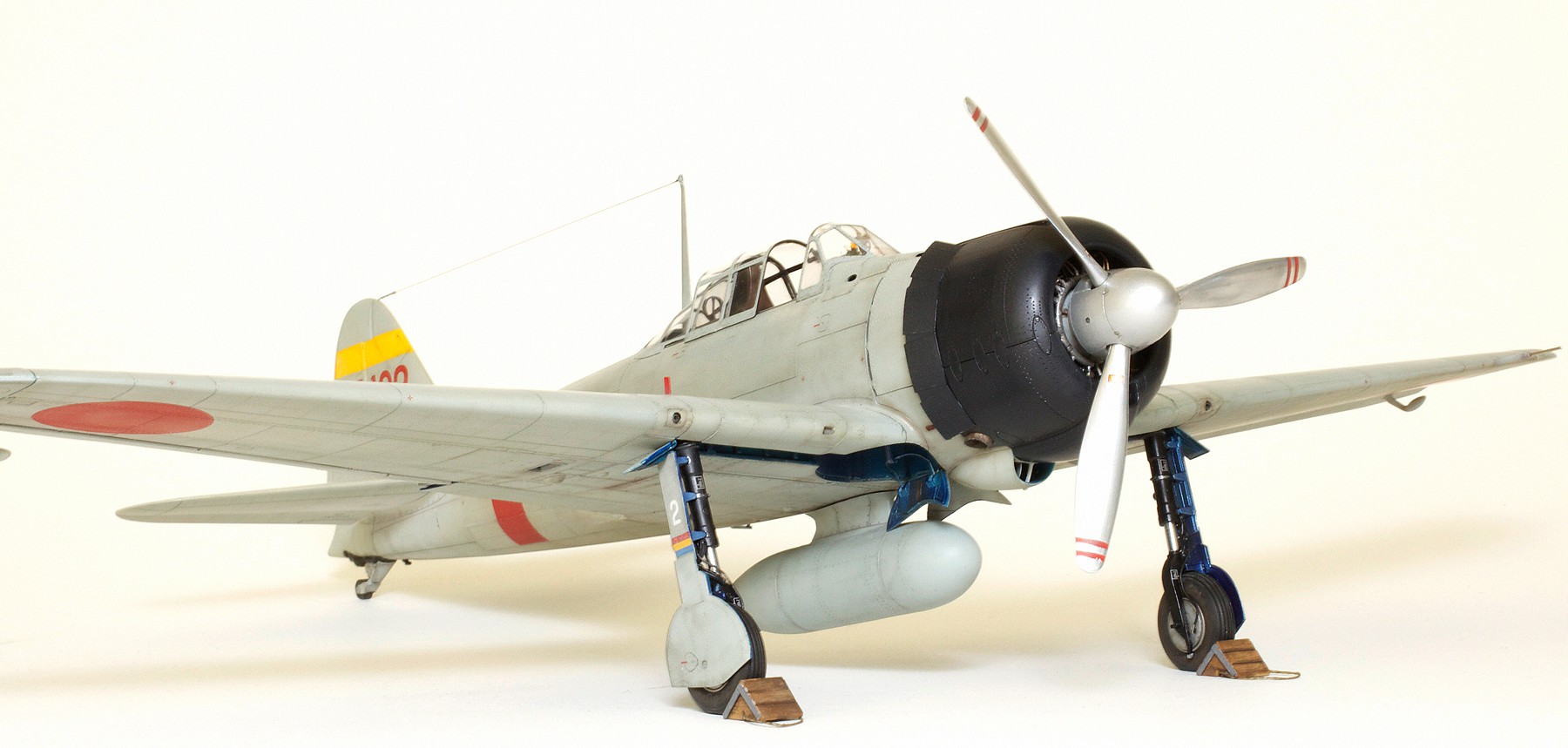 Mitsubishi A6M2b Zero Fighter Aircraft -- Plastic Model Airplane Kit ...