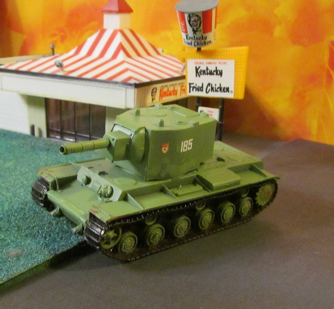 KV1 Mod 1940 & KV2 Soviet Tank (2) (Snap) -- Plastic Model Military Kit -- 1/72 Scale -- #7665 ...