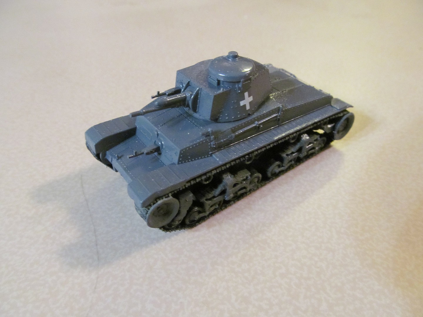 PzKpfw 35(t) German Light Tank -- Plastic Model Tank Kit -- 1/72 Scale ...