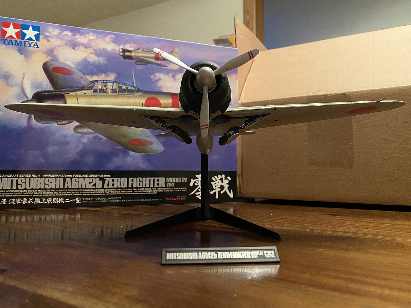 Mitsubishi A6M2b Zero Fighter Aircraft -- Plastic Model Airplane Kit ...