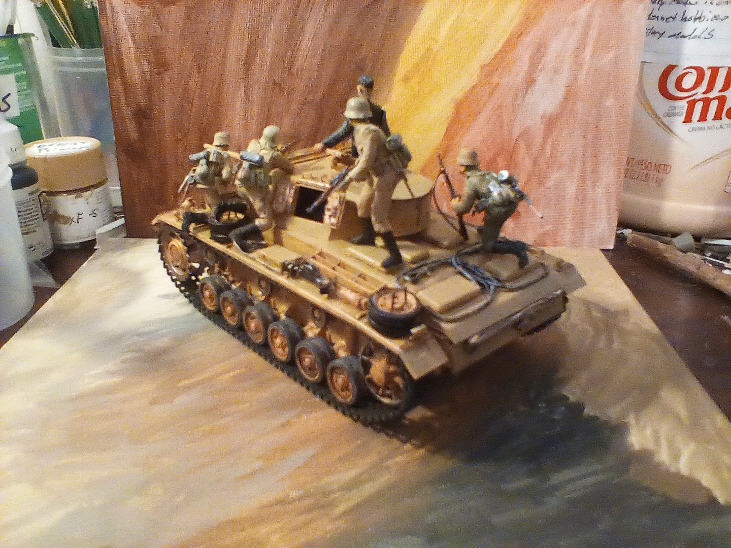 German Pz.Kpfw III Ausf. Tank -- Plastic Model Military Vehicle Kit ...