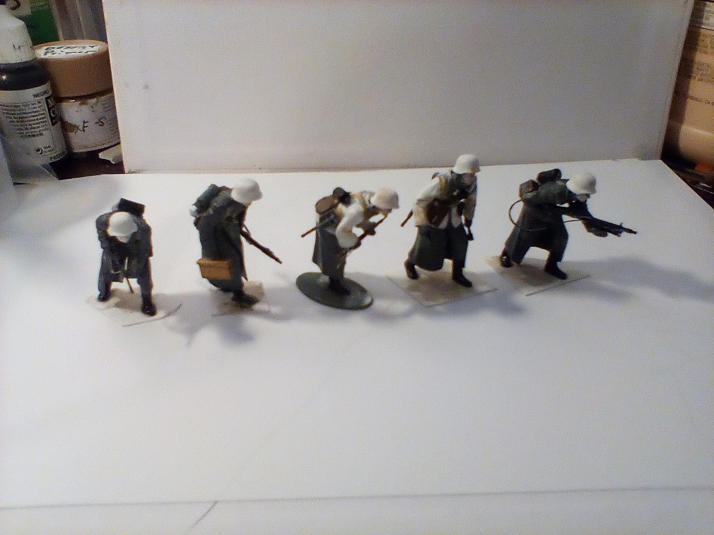 German Assault Infantry w/Winter Gear -- Plastic Model Military Figure ...