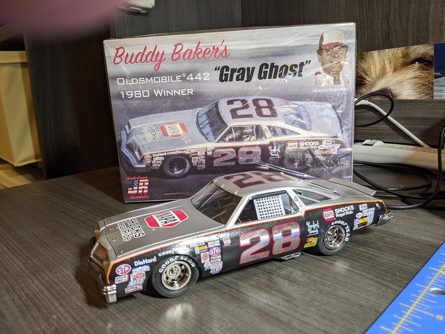 Gallery Pictures Salvinos 1/25 Buddy Baker's Gray Ghost #28 Oldsmobile ...