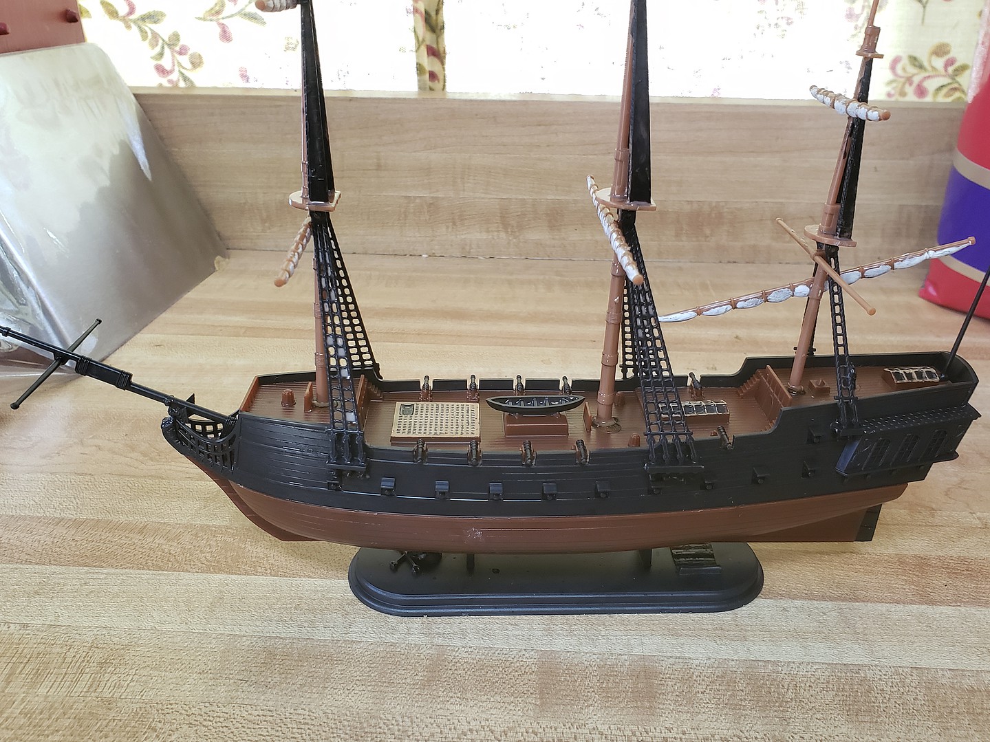 Pirate Ship Black Diamond -- Snap Tite Plastic Model Ship Kit -- 1/350 ...