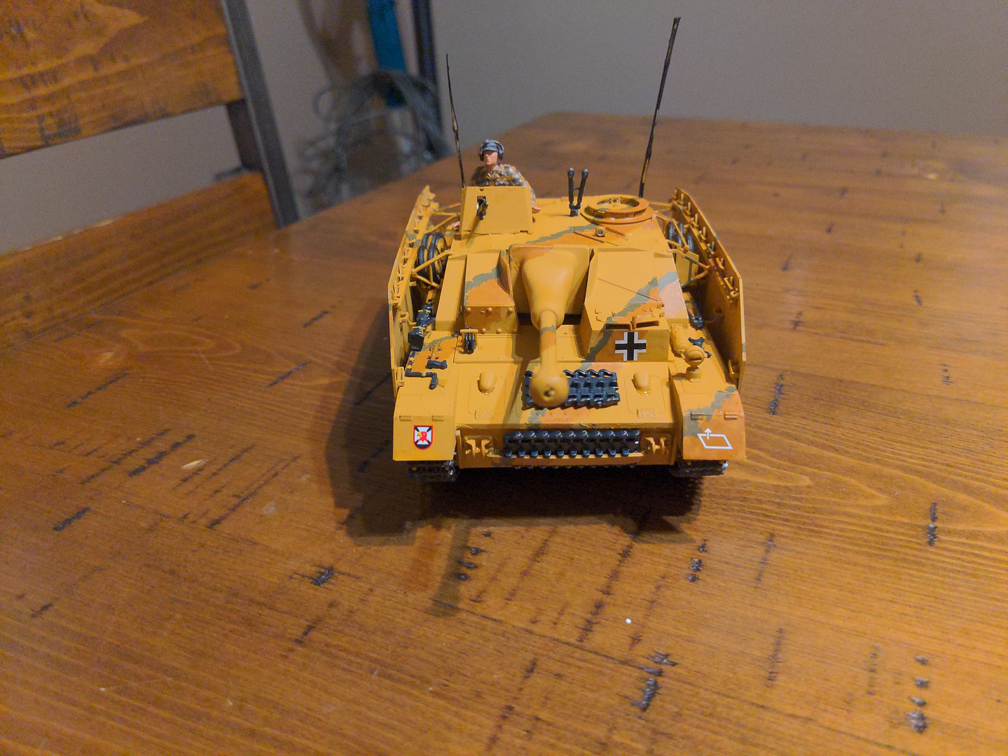 German Sturmgeschutz IV Tank -- Plastic Model Military Vehicle Kit -- 1 ...