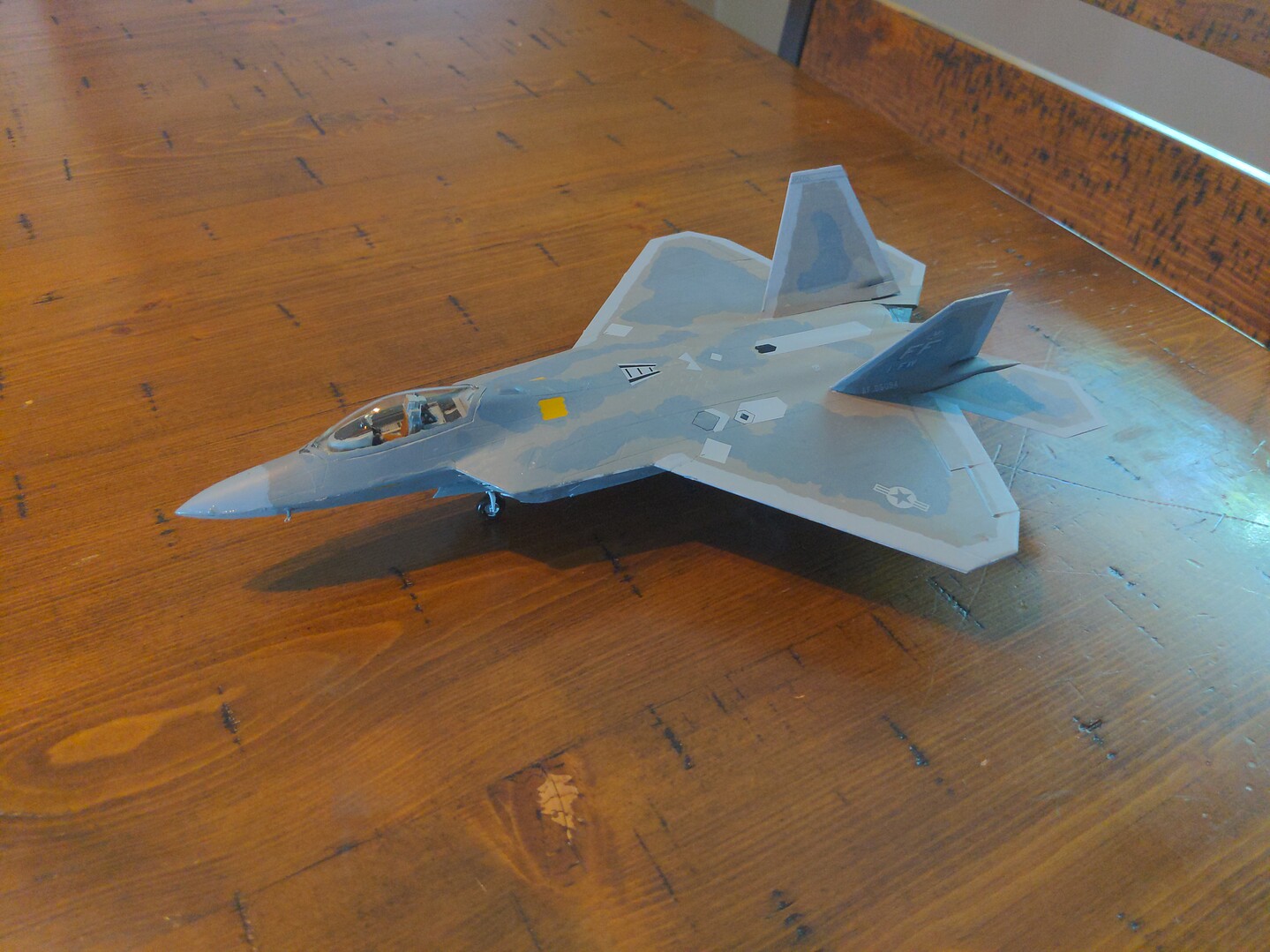 F-22 Raptor -- Plastic Model Airplane Kit -- 1/72 Scale -- #855984 ...