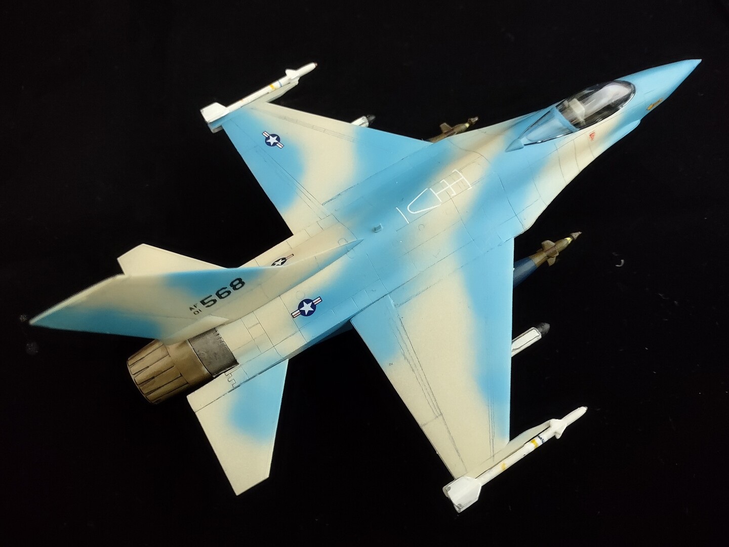 GD YF16A Falcon USAF Fighter -- Plastic Model Airplane Kit -- 1/72 ...