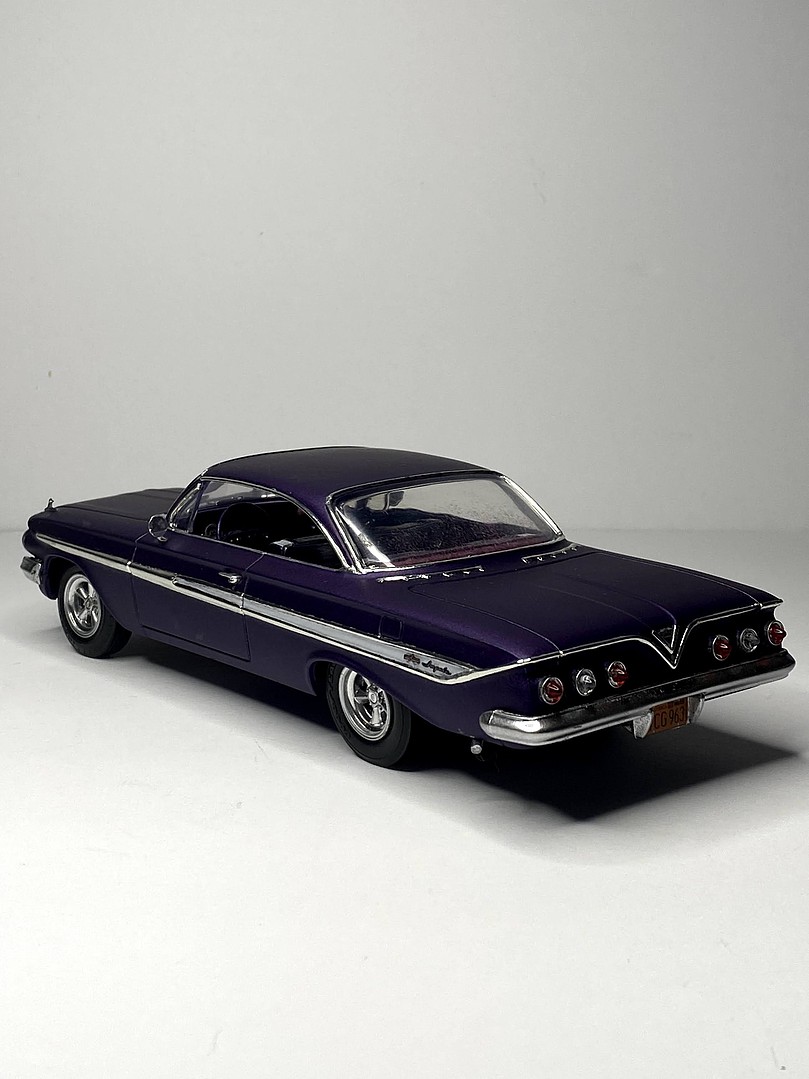 1961 Chevy Impala SS -- Plastic Model Car Kit -- 1/25 Scale -- #1013-12 ...