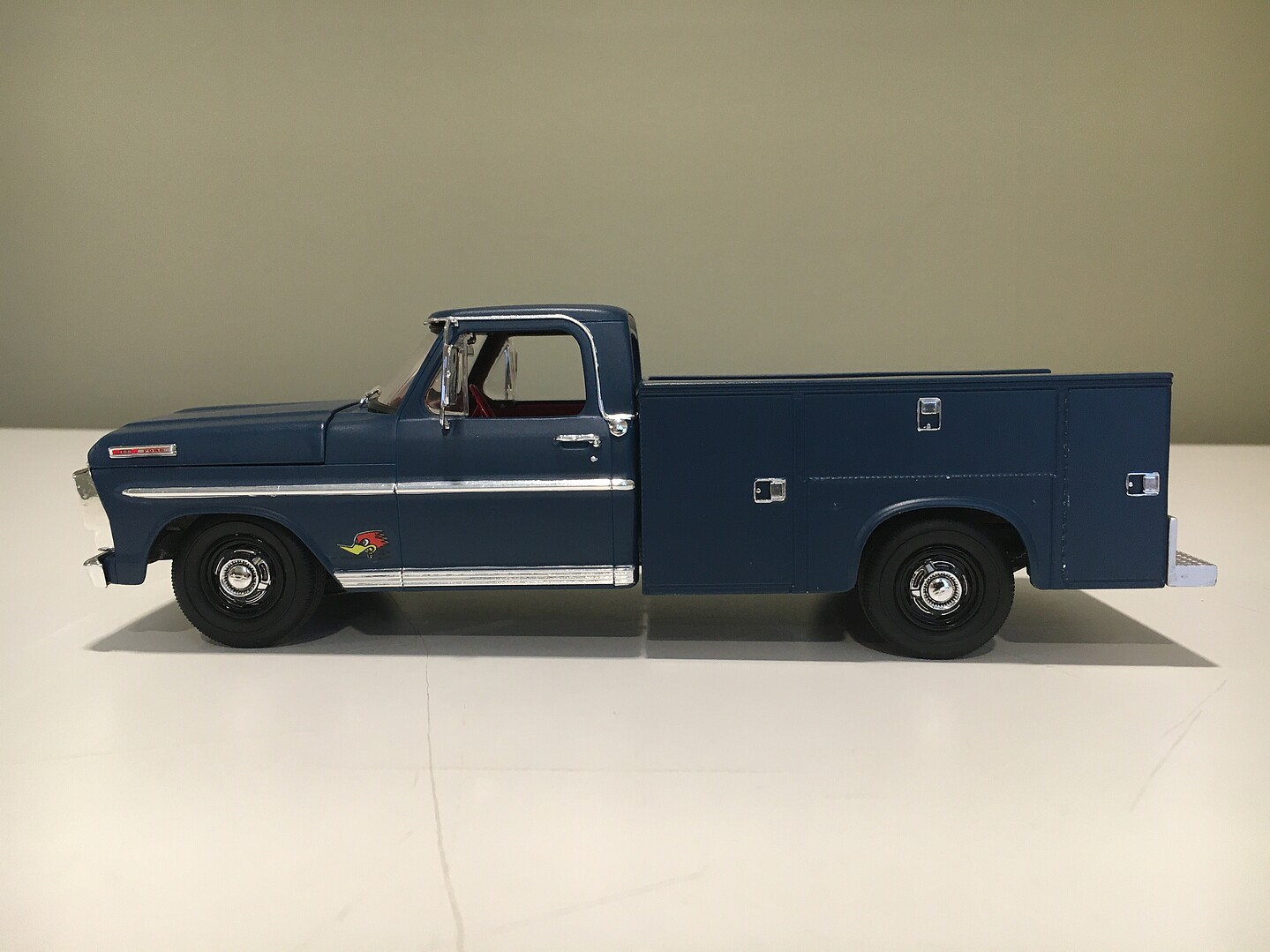 1967 Ford F100 Service Bed Pickup Truck -- Plastic Model Vehicle Kit ...
