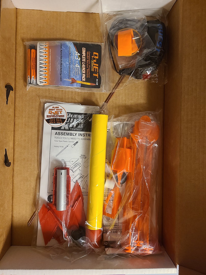 Astra III Model Rocket Starter Set Skill Level 1 HAZ -- Model Rocket ...