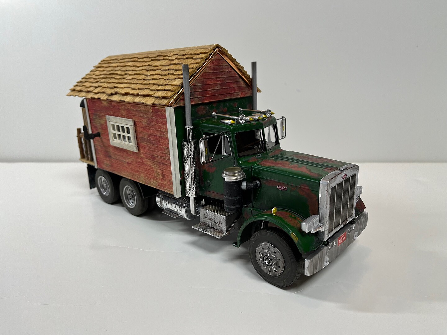 Peterbilt 359 Conventional -- Plastic Model Truck Kit -- 1/25 Scale ...