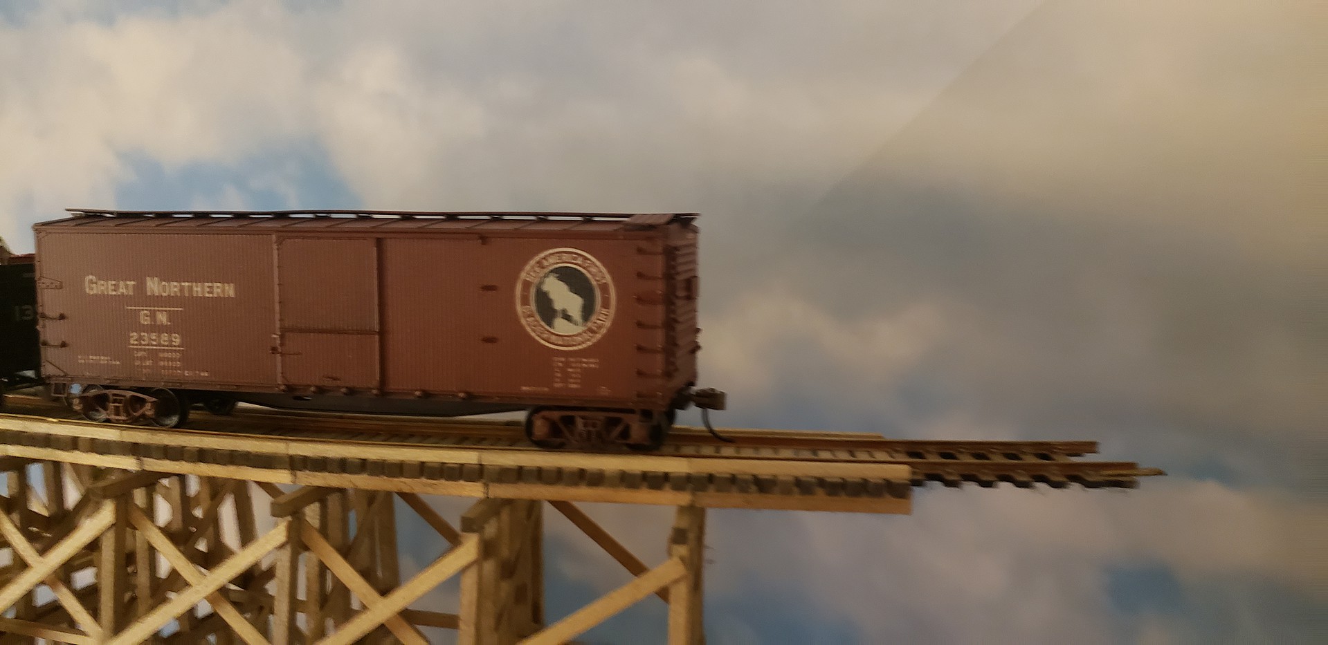 40' Double Sheath USRA Wood Boxcar Kit GN #23589 -- HO Scale Model ...