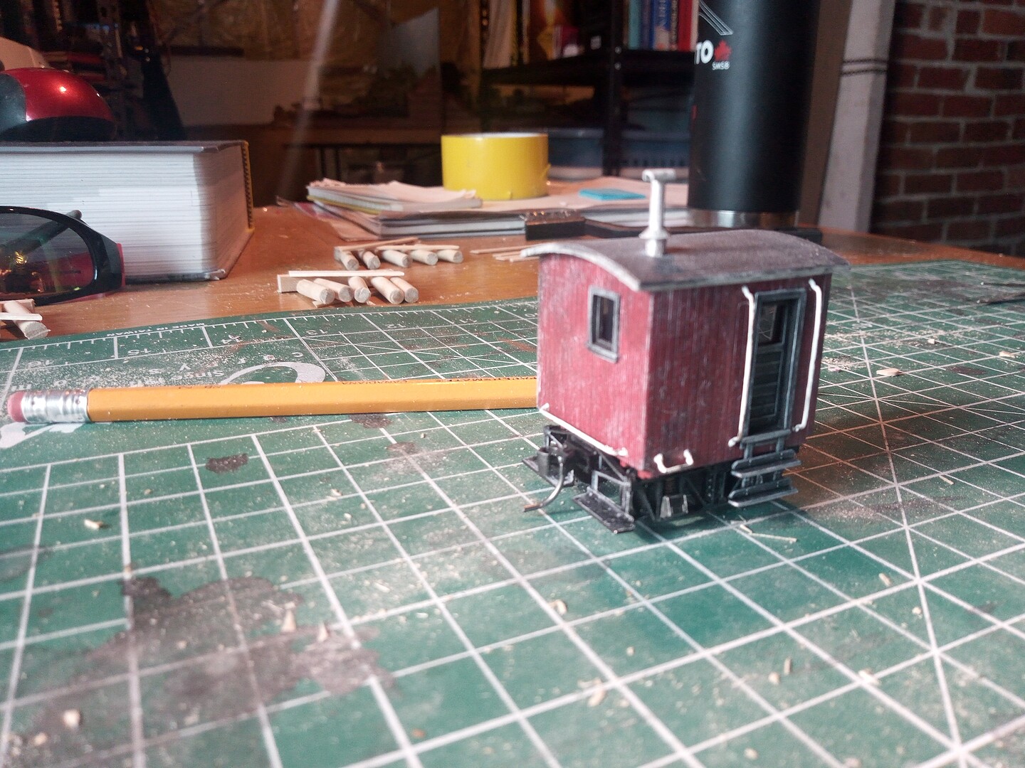 Logging Caboose Red Unlettered -- HO Scale Model Train Freight Car ...