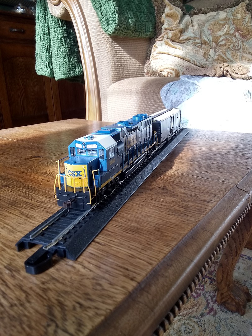 EMD GP38-2 CSX HTM #2640 DCC Ready -- HO Scale Model Train Diesel ...