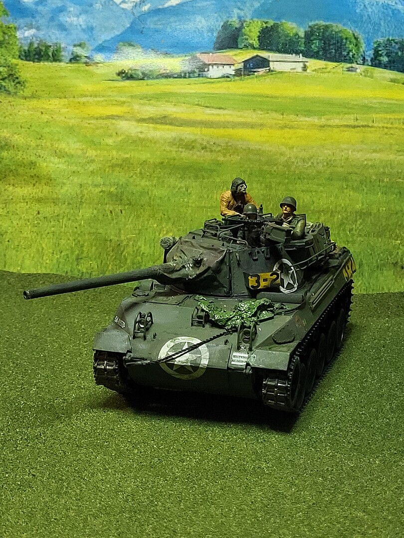 M18 Hellcat US Tank Destroyer -- Plastic Model Military Vehicle Kit ...