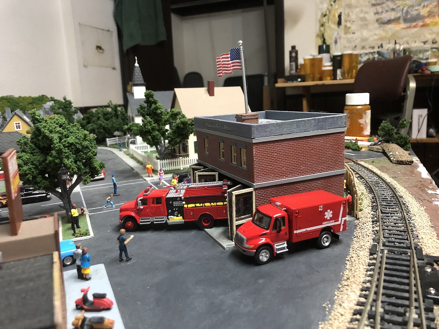 International 4900 Crew Cab Fire Engine -- HO Scale Model Railroad ...