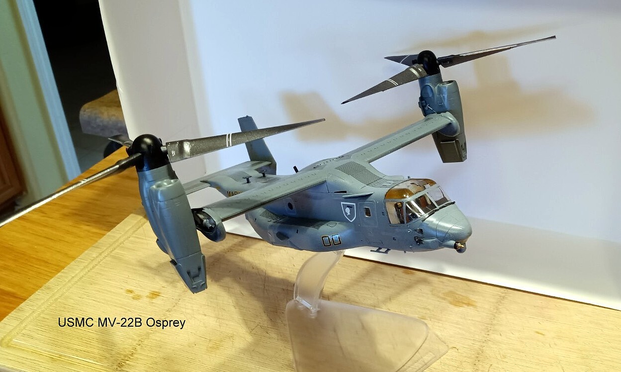 MV-22B Osprey -- Plastic Model Airplane Kit -- 1/72 Scale -- #01571 ...