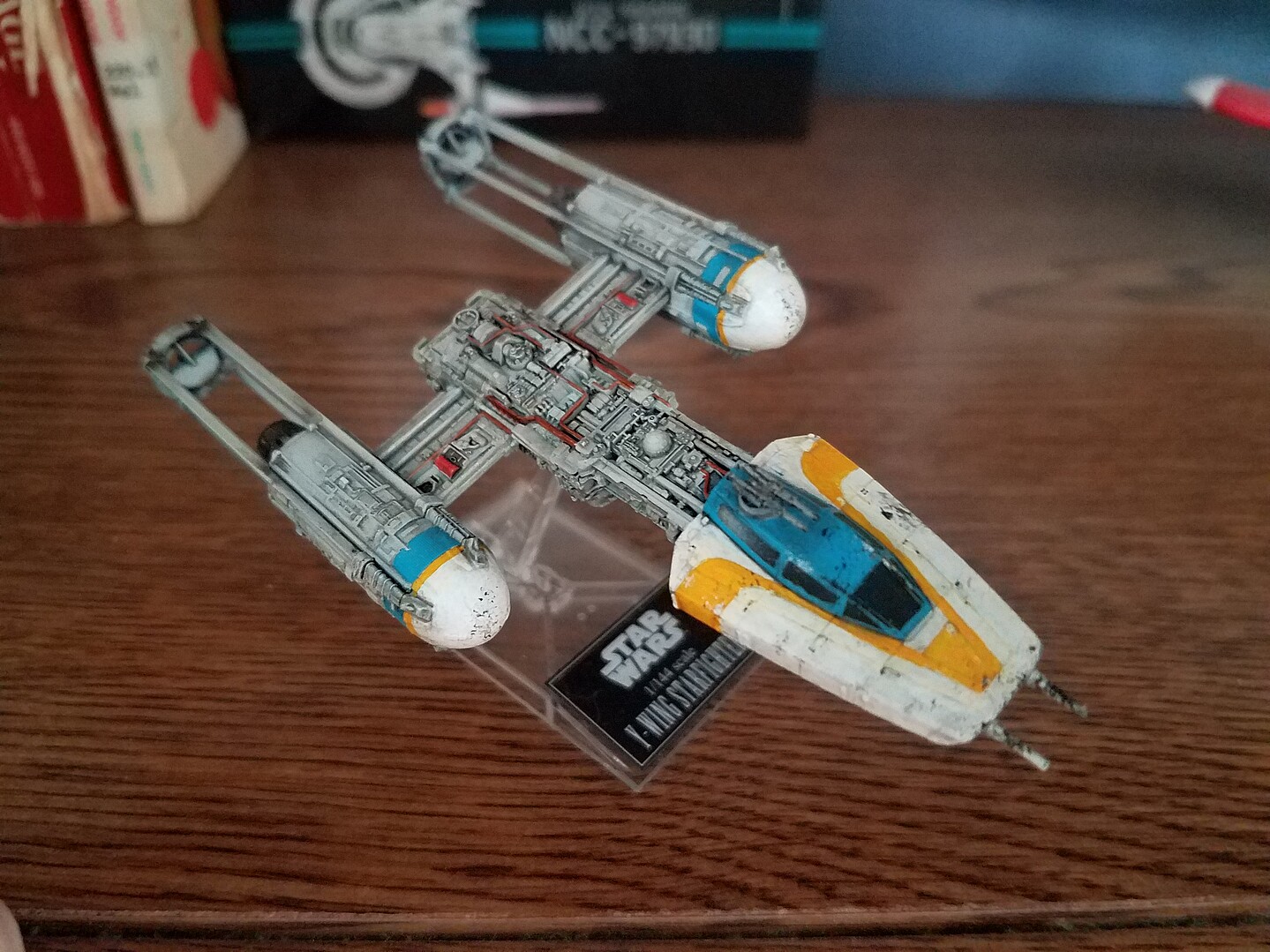 Star Wars - Y-Wing Starfighter -- Science Fiction Plastic Model Kit ...