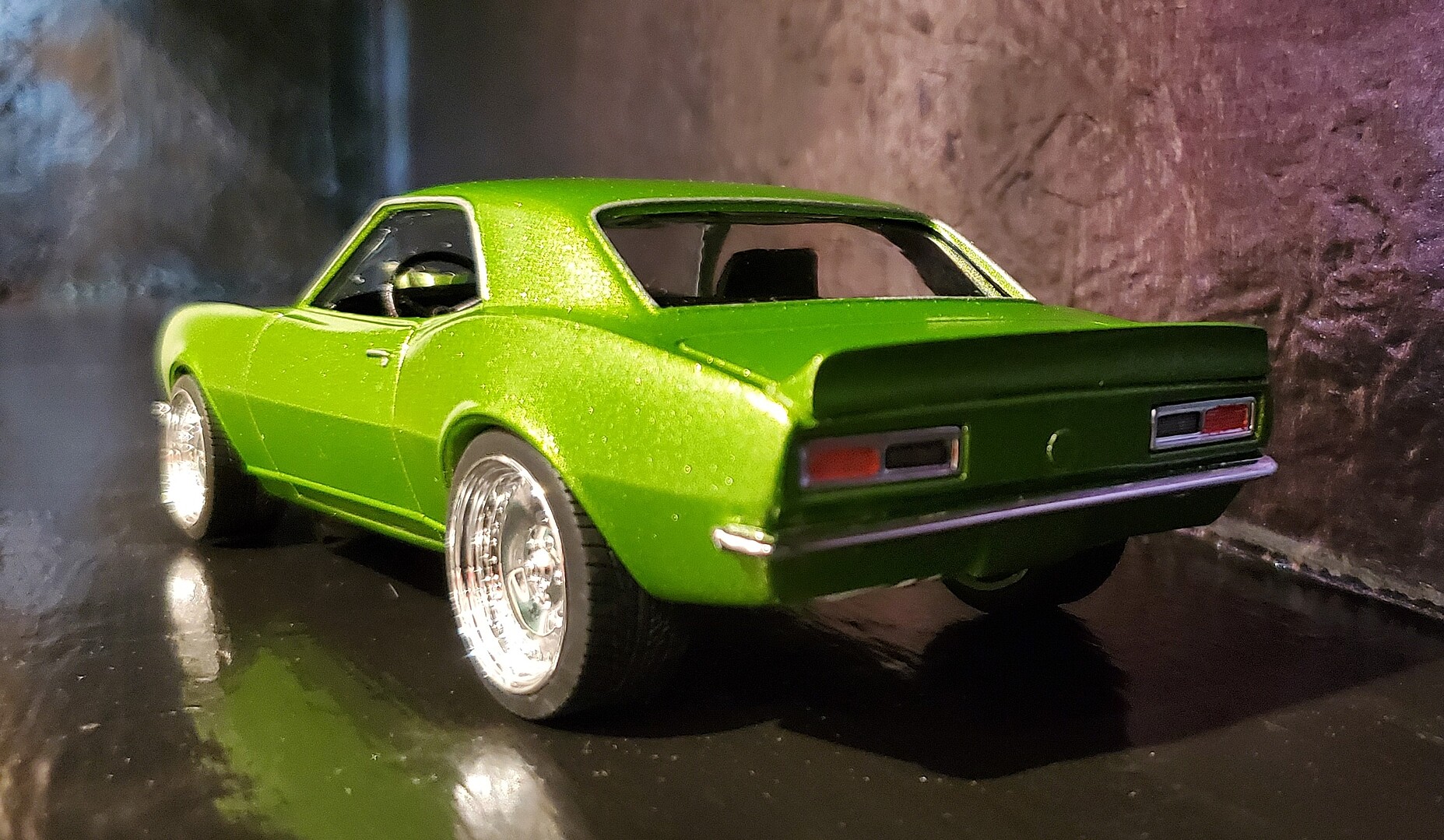 1968 Camaro Z/28 -- Plastic Model Car Kit -- 1/25 Scale -- #868_12 ...