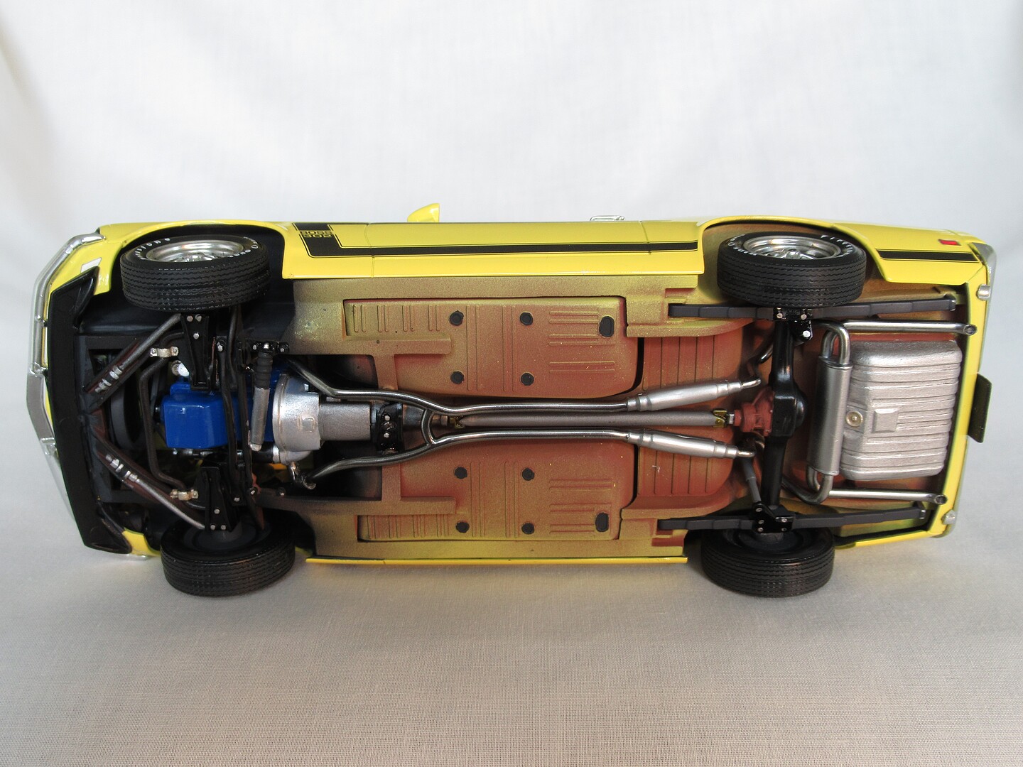 1969 Boss 32 Mustang -- Plastic Model Car Kit -- 1/25 Scale -- #854313 ...