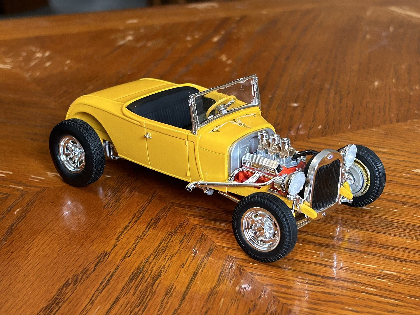 1929 Model A Roadster -- Plastic Model Car Kit -- 1/25 Scale -- #854463 ...