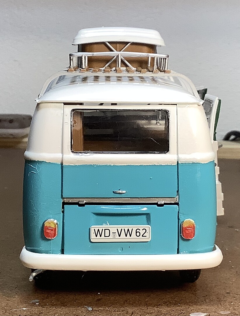 VW T1 Van Camper -- Plastic Model Vehicle Kit -- 1/24 Scale -- #7674 ...