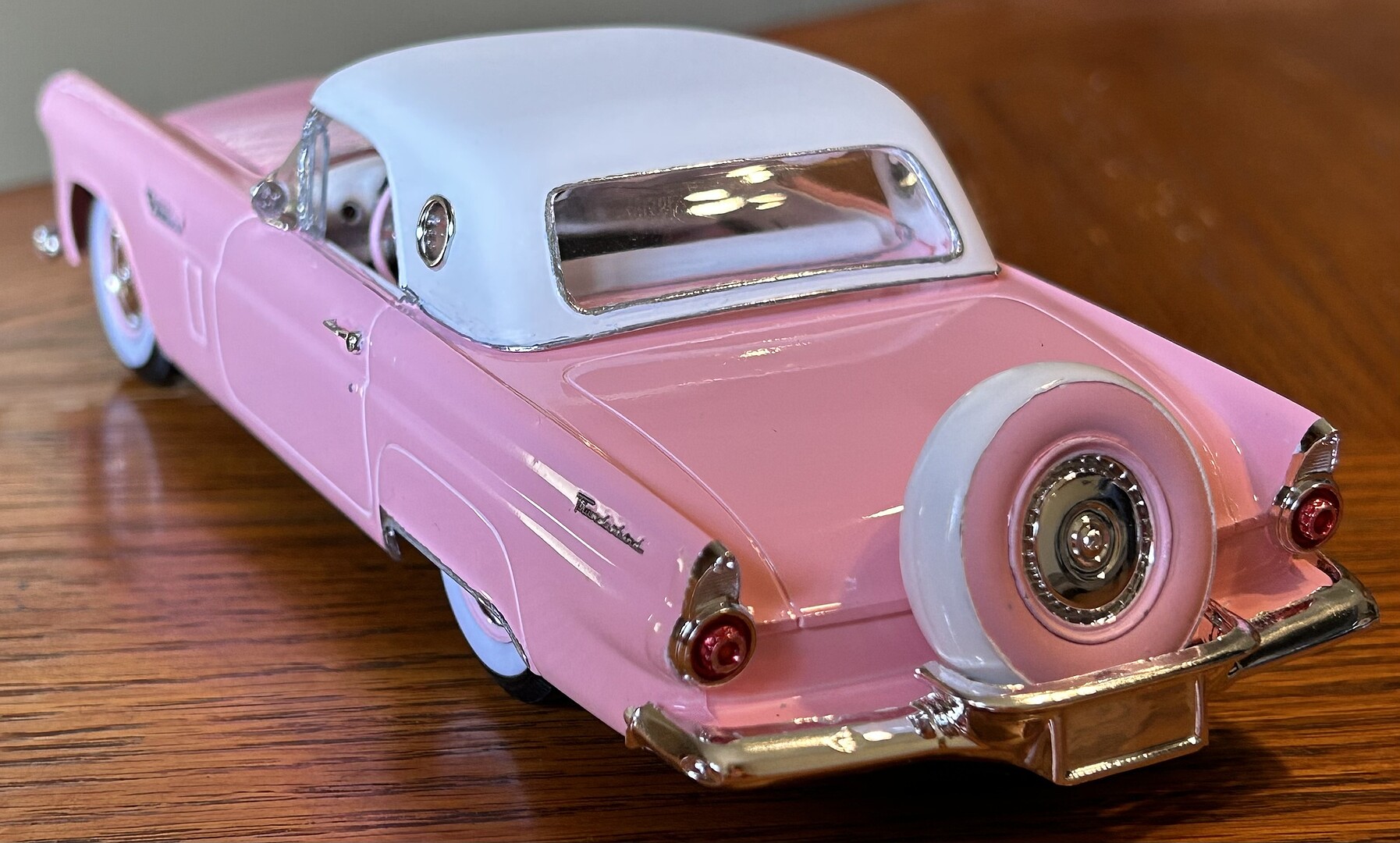 1956 Ford Thunderbird with Removable Hardtop -- Plastic Model Car Kit ...