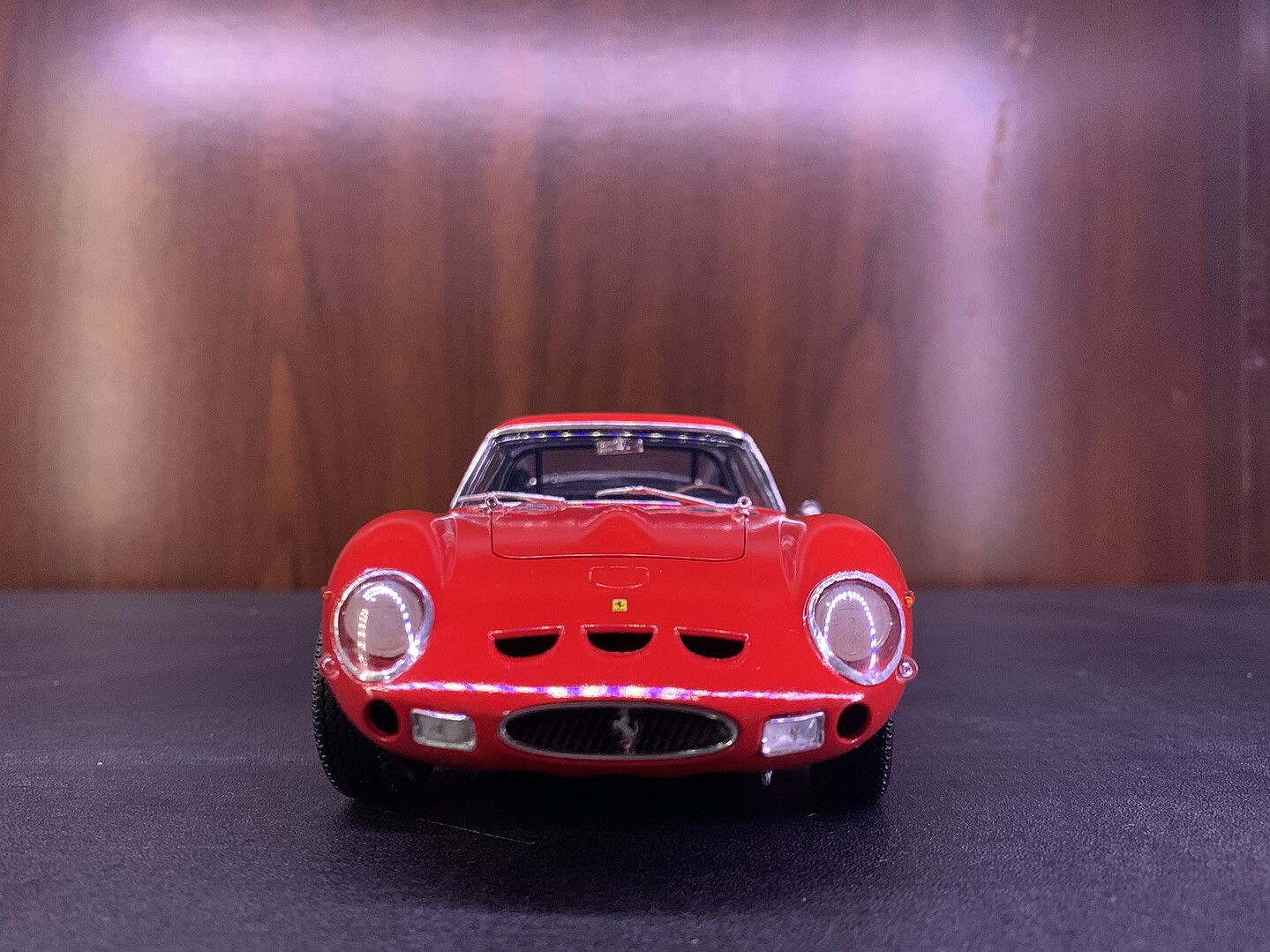 Ferrari 250 GTO Sports Car -- Plastic Model Car Kit -- 1/24 Scale ...