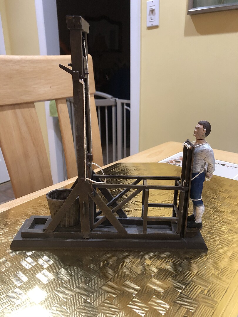 The Guillotine with Figure -- Plastic Model Fantasy Figure Kit -- 1/16 ...