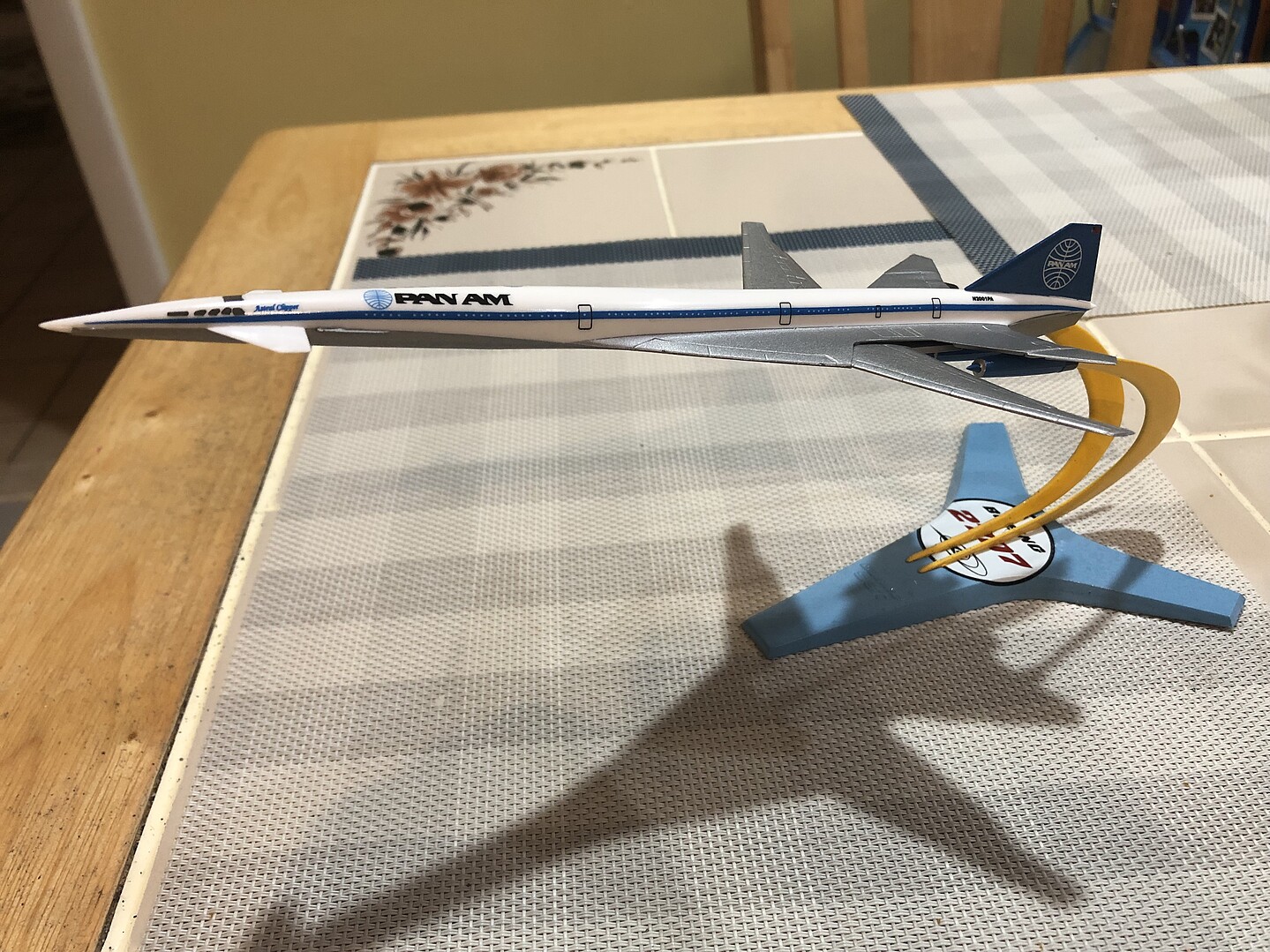 Boeing SST ''Supersonic Transport'' -- Plastic Model Airplane Kit -- 1/ ...