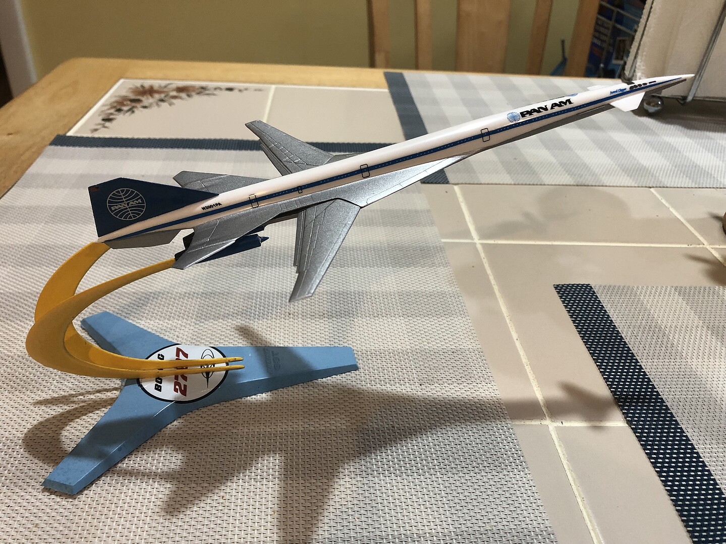 Boeing SST ''Supersonic Transport'' -- Plastic Model Airplane Kit -- 1/ ...