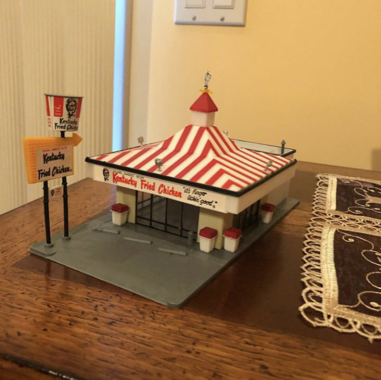 Kentucky Fried Chicken(R) Drive In Kit -- Model Train Building -- HO ...