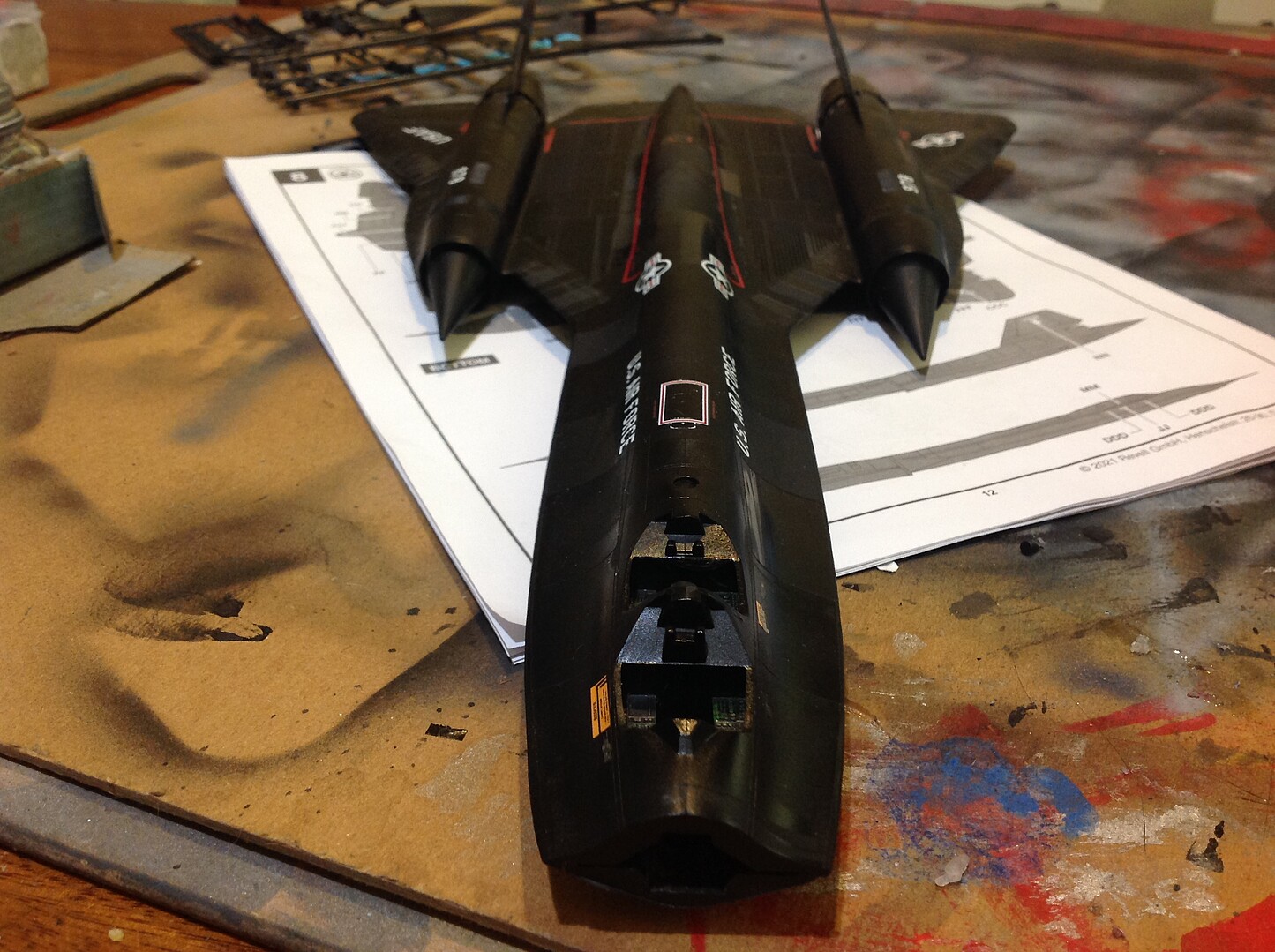 SR-71A Blackbird -- Plastic Model Airplane Kit -- 1/72 Scale -- #855810 pictures by Joseph ...